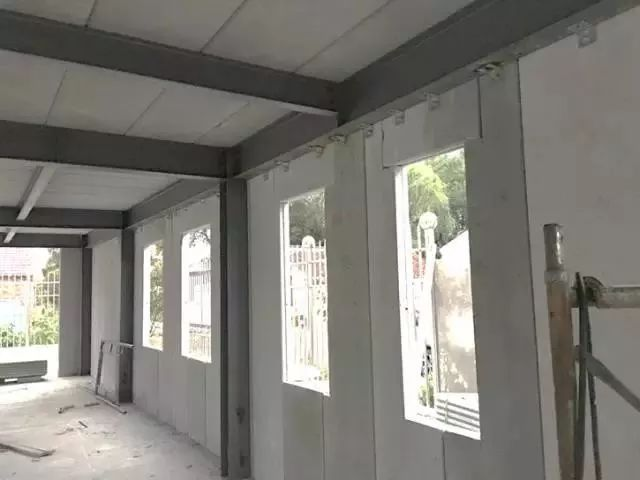 Steel structure + AAC Panel Prefabricated Villa Case Introduction ...